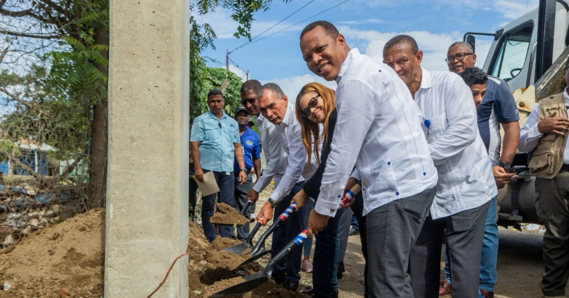 Edesur da el primer palazo para rehabilitar las redes, iluminar y ...