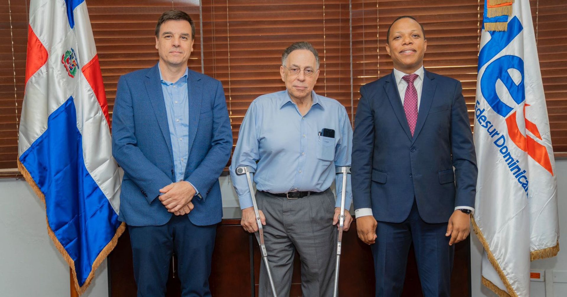 Presidente de CUED Celso Marranzini posesiona a nuevo Gerente General de Edesur Dominicana ...