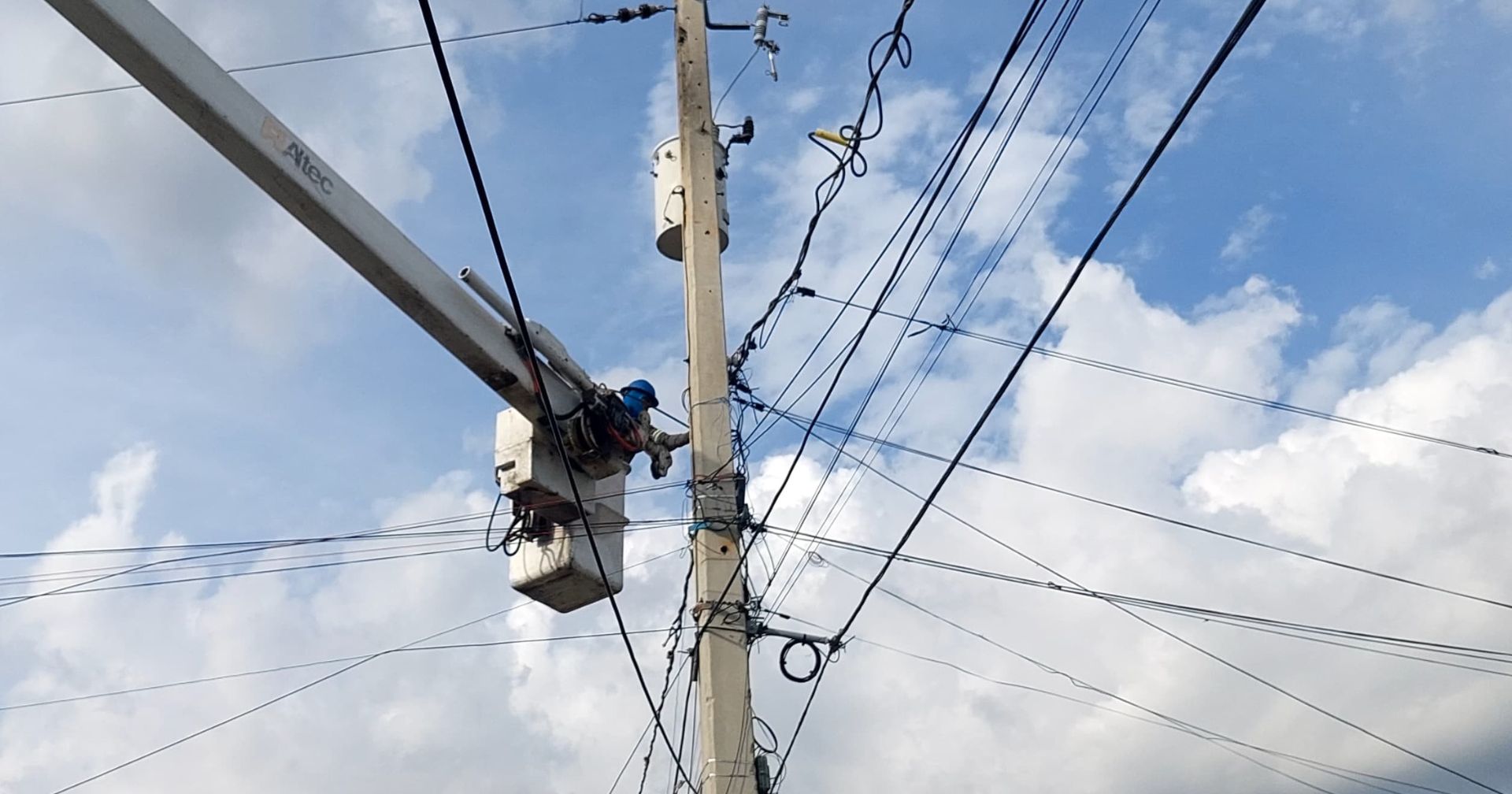 Edesur Dominicana restablece el servicio eléctrico tras adecuar redes ...